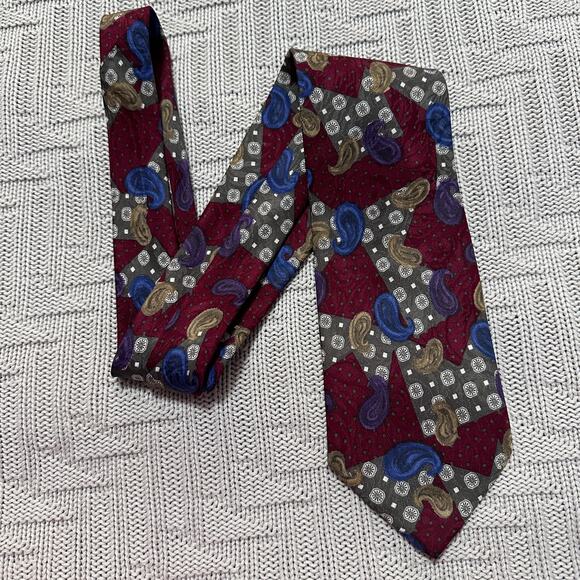 Oleg Cassini | Accessories | Vintage Oleg Cassini Maroon Paisley ...